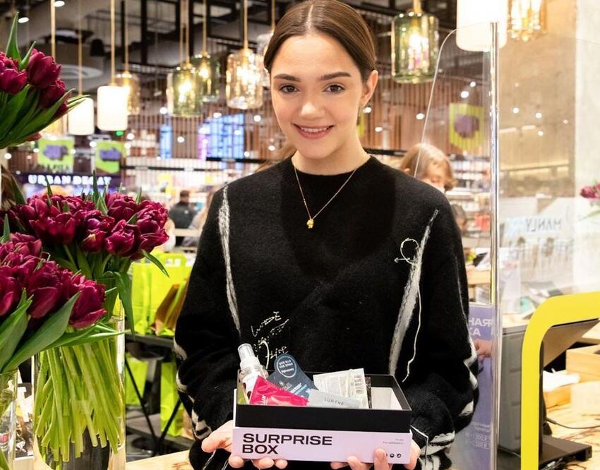 Медведева завела официальную страницу в китайской соцсети Weibo и ...