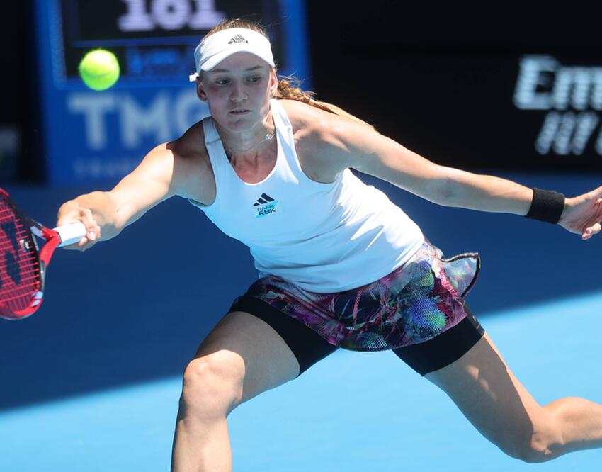 Рыбакина победила Азаренко и вышла в финал Australian Open